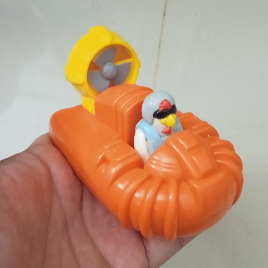 kfc toys chaki meal maskot blower boat, Toys & Collectibles, Mainan di ...