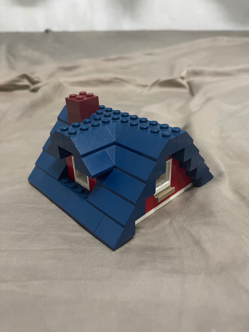 Lego Rooftop only, Hobbies & Toys, Toys & Games on Carousell