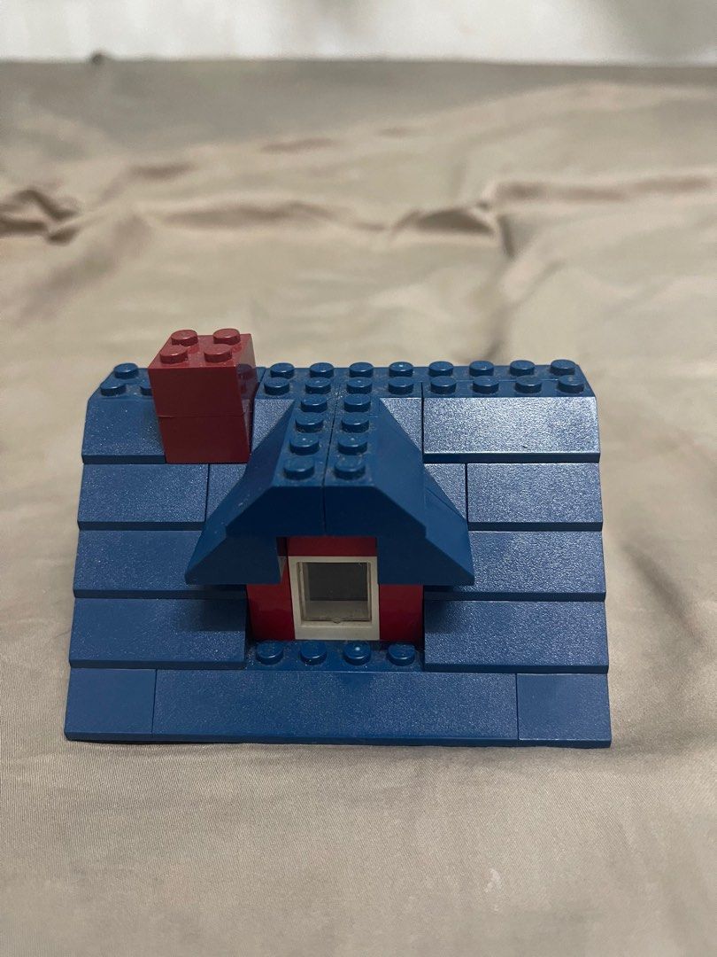 Lego Rooftop only, Hobbies & Toys, Toys & Games on Carousell