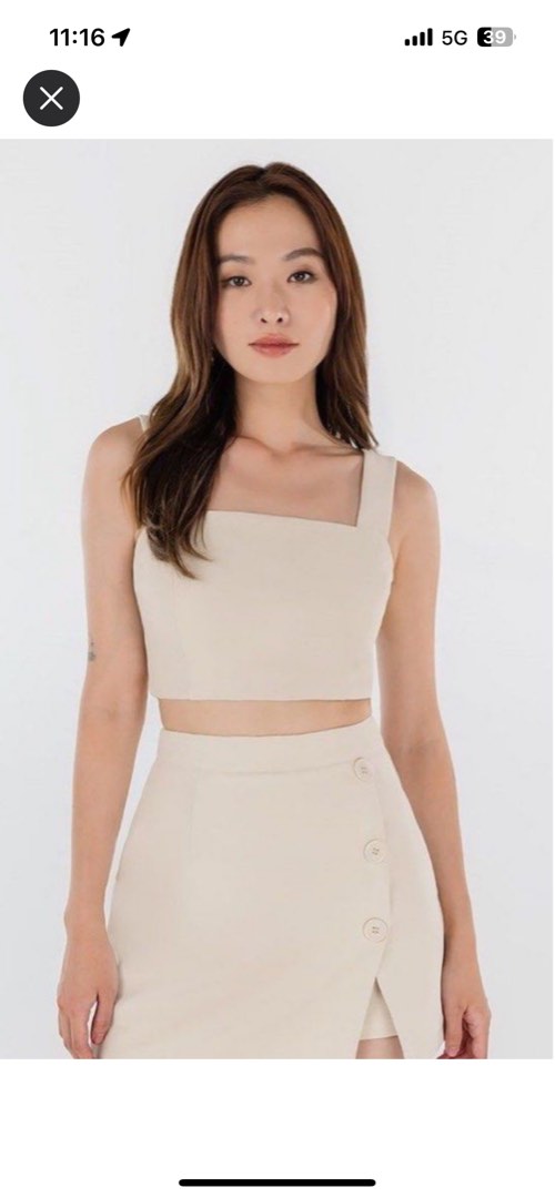 LOVET ADORA BASIC PADDED CROP TOP, Women's Fashion, Tops, Sleeveless on ...