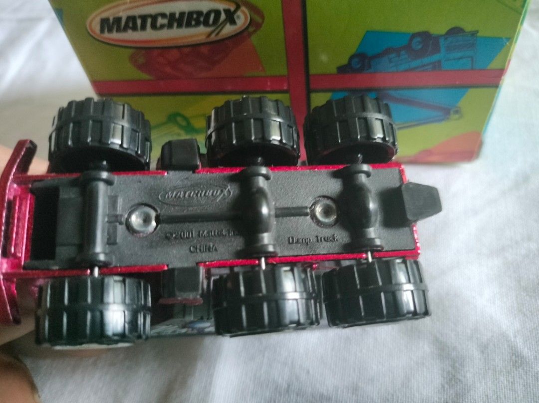 Matchbox 2001 Dump Truck, Hobbies & Toys, Collectibles & Memorabilia ...