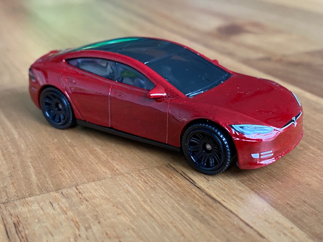 Matchbox Tesla Model S, Hobbies & Toys, Toys & Games on Carousell