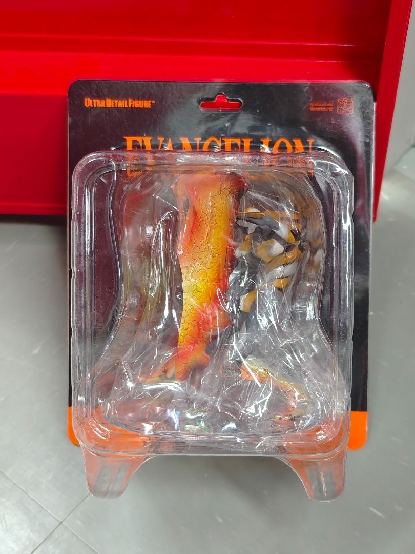 MEDICOM TOY CCP × UDF EVA新章開幕 初號機（屋島作戰）零號機（屋島作戰）莉莉絲, 興趣及遊戲, 玩具 & 遊戲類 - Carousell