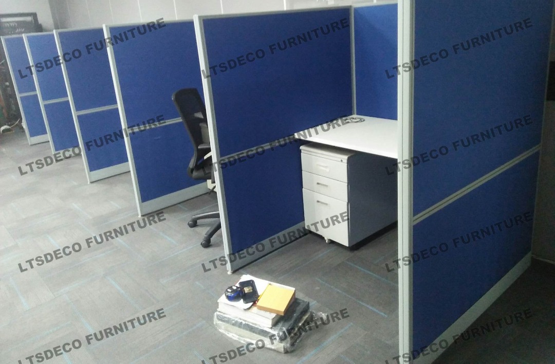 MODULAR CUBICLE OFFICE PARTITION FURNITURE, Furniture & Home Living ...