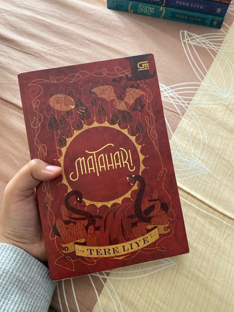 NOVEL TERE LIYE - Bumi, Bulan, Matahari, Komet, Bintang dan lain lain ...