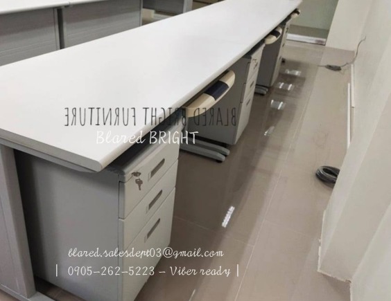 Office furniture : Freestanding Table || Light gray - Office Partition ...