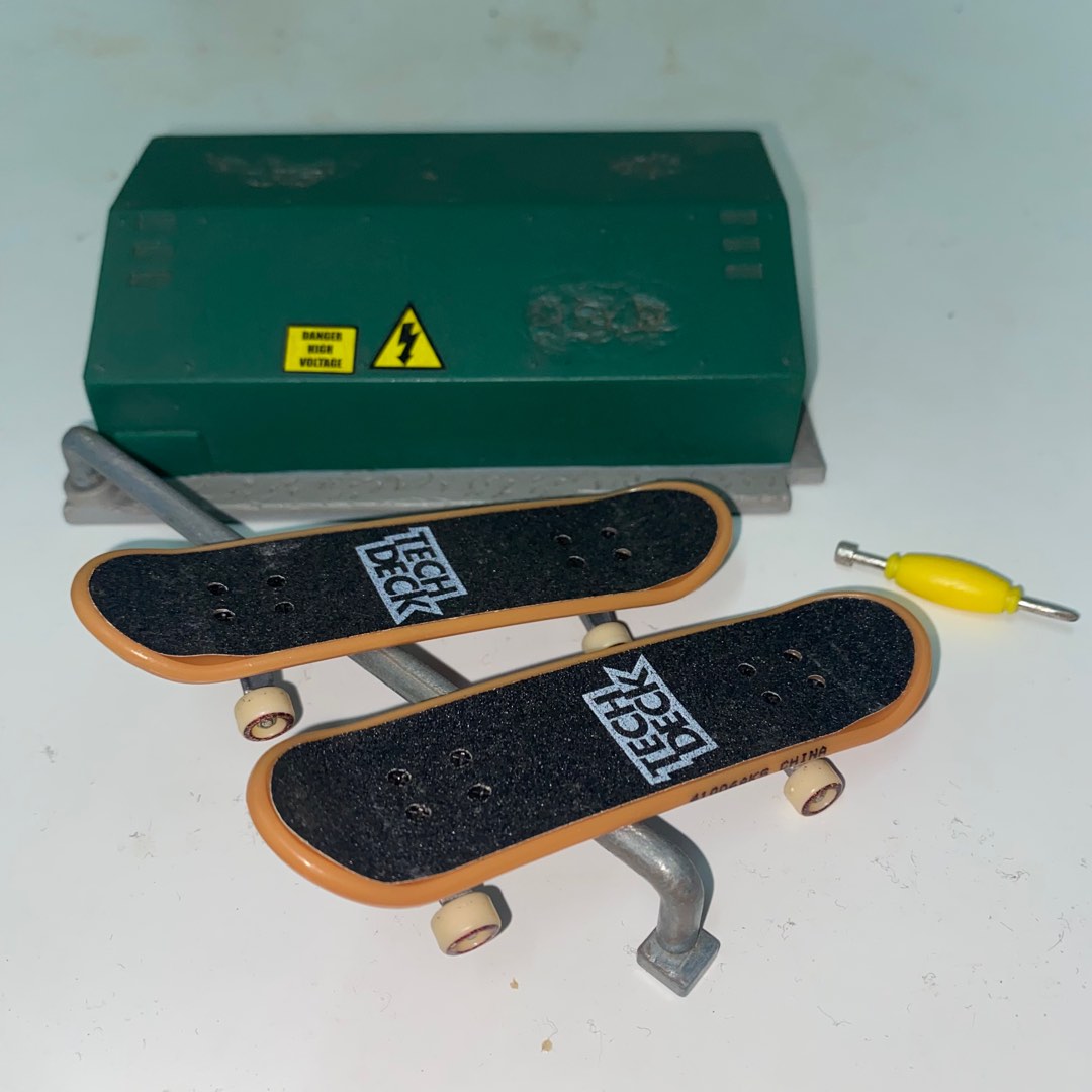 Ori Tech Deck Skateboards with electrical plant box, Hobbies & Toys ...