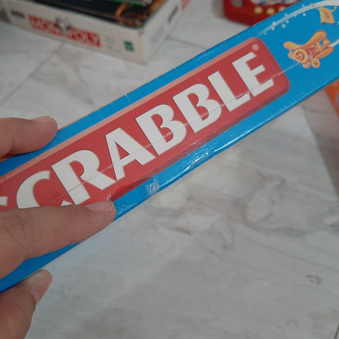 Scrabble junior mattel, Toys & Collectibles, Permainan Papan & Kartu di ...