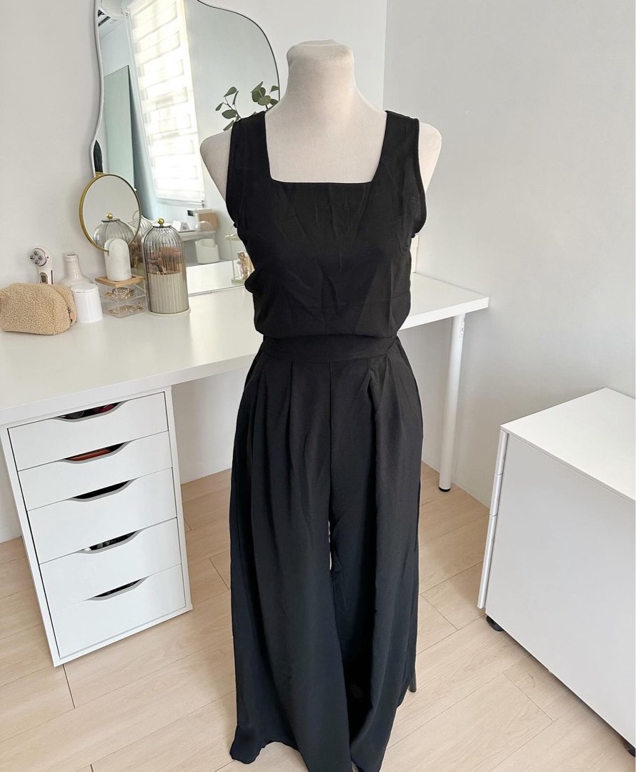 TRENDING TIKTOK COORDS, Women's Fashion, Dresses & Sets, Sets or ...