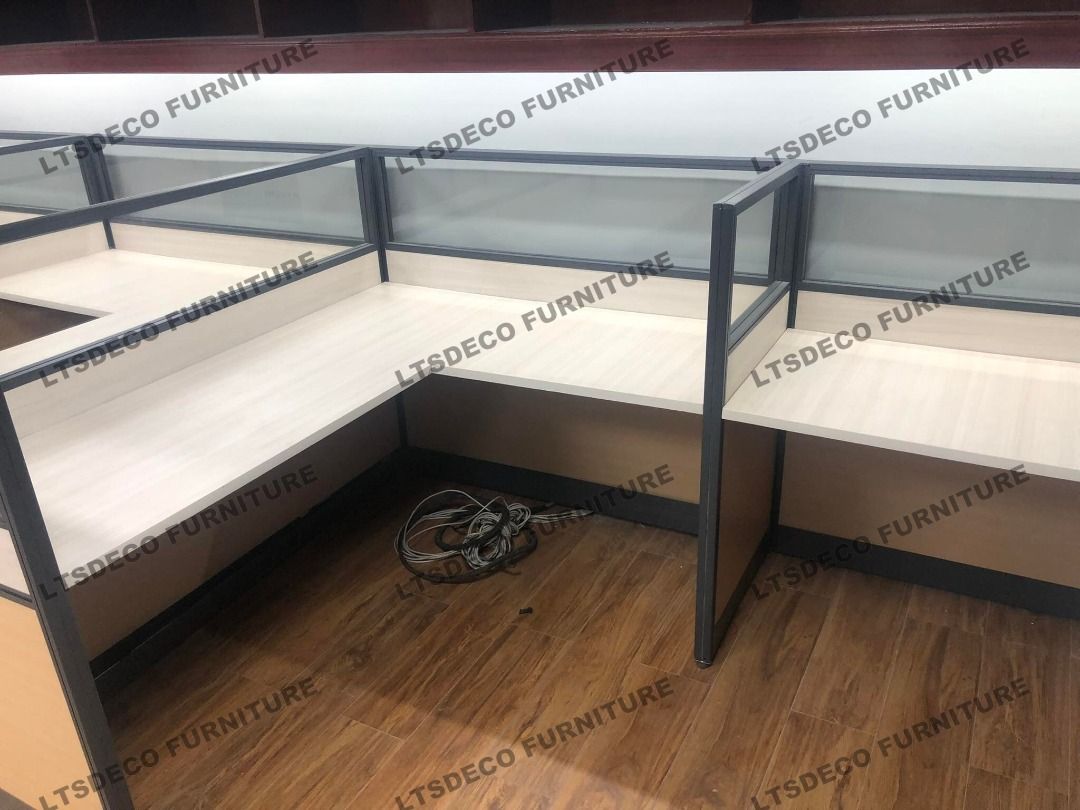 workstation table office partition furniture, Furniture & Home Living ...