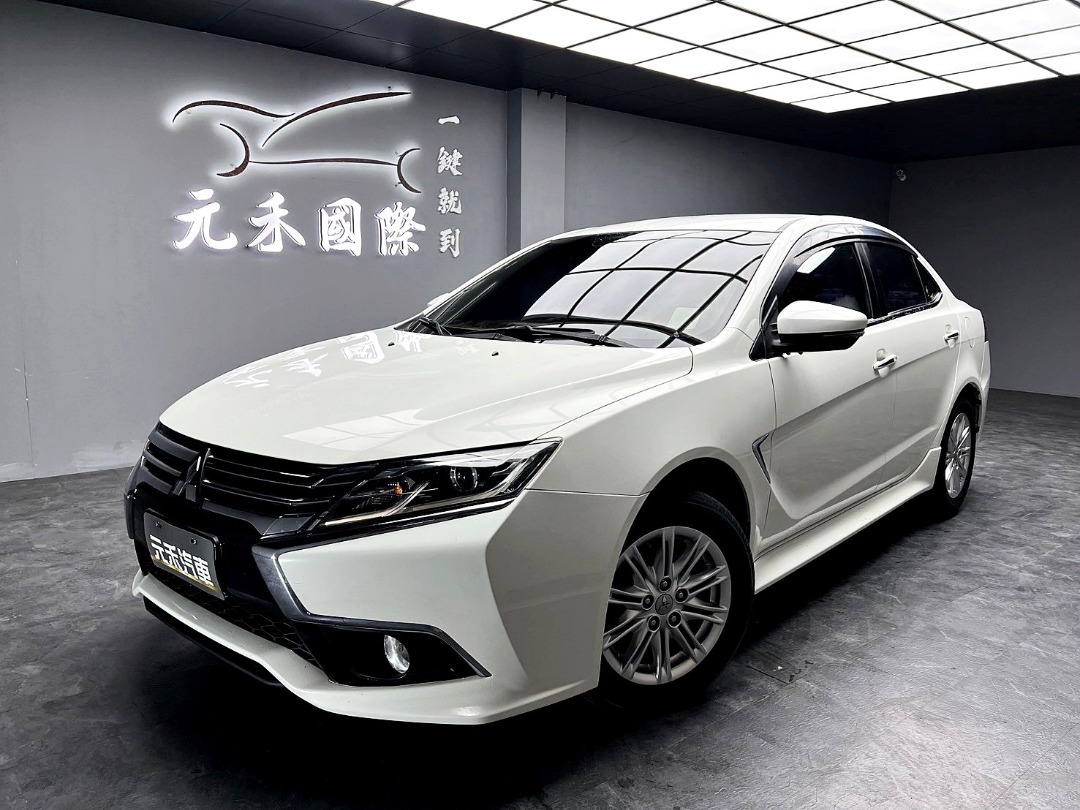 2018 Mitsubishi Grand Lancer 1.8時尚型 汽油 金屬白, 汽車, 汽車出售在旋轉拍賣