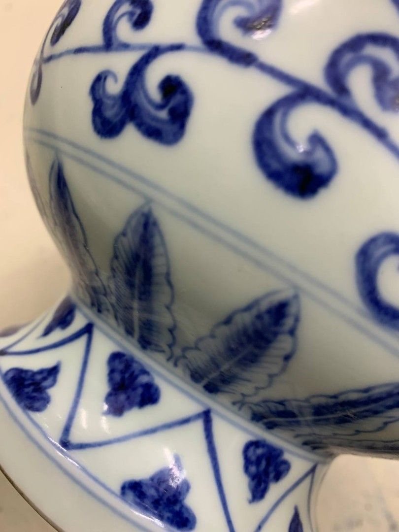 Asian Ceramic : Porcelain Vase/瓷瓶, Everything Else, Others on Carousell