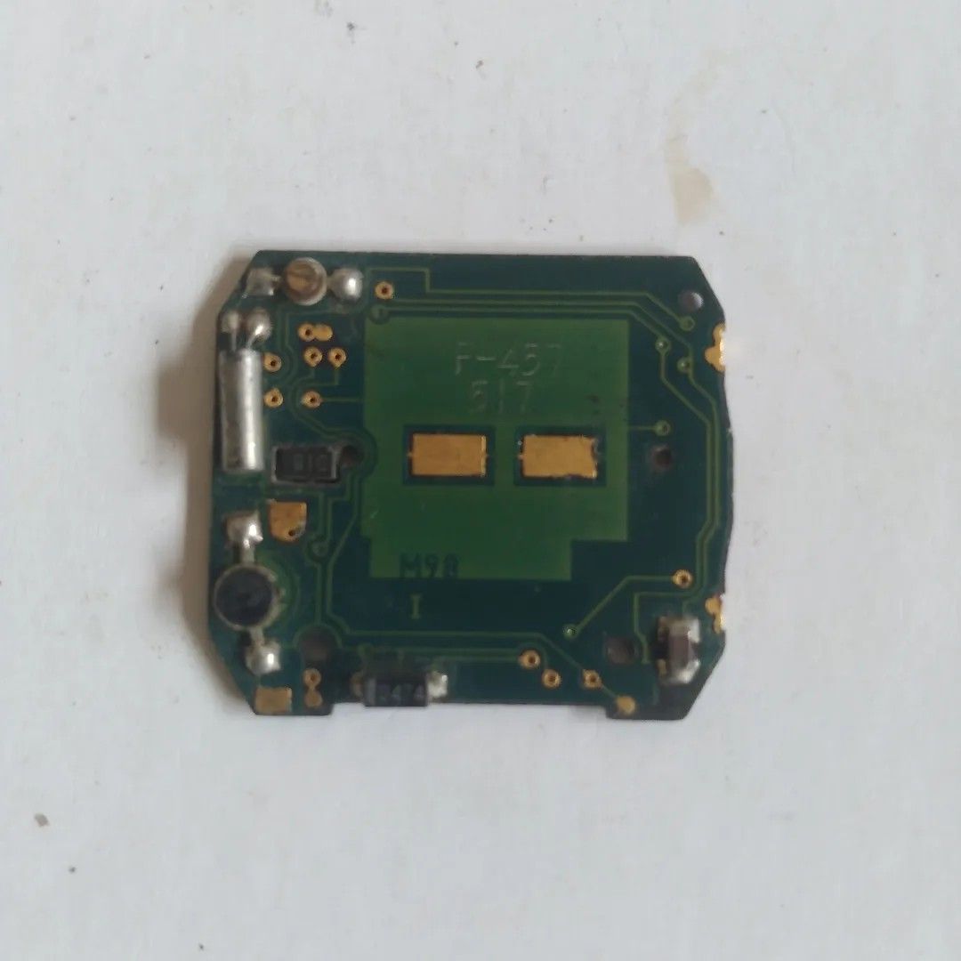 CASIO GAME (PCB), Fesyen Pria, Jam Tangan di Carousell