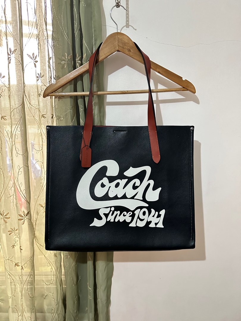 COACH RELAY TOTE WITH COACH GRAPHIC bag, Luxury, Bags & Wallets on ...
