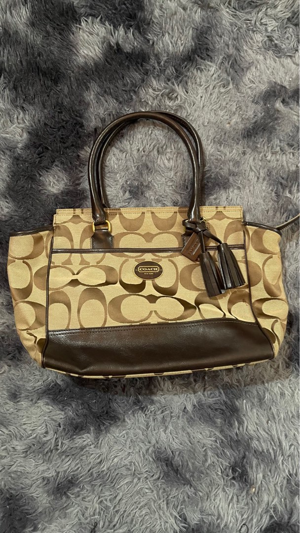 Coach tote bag/ vanity, Luxury, Bags & Wallets on Carousell