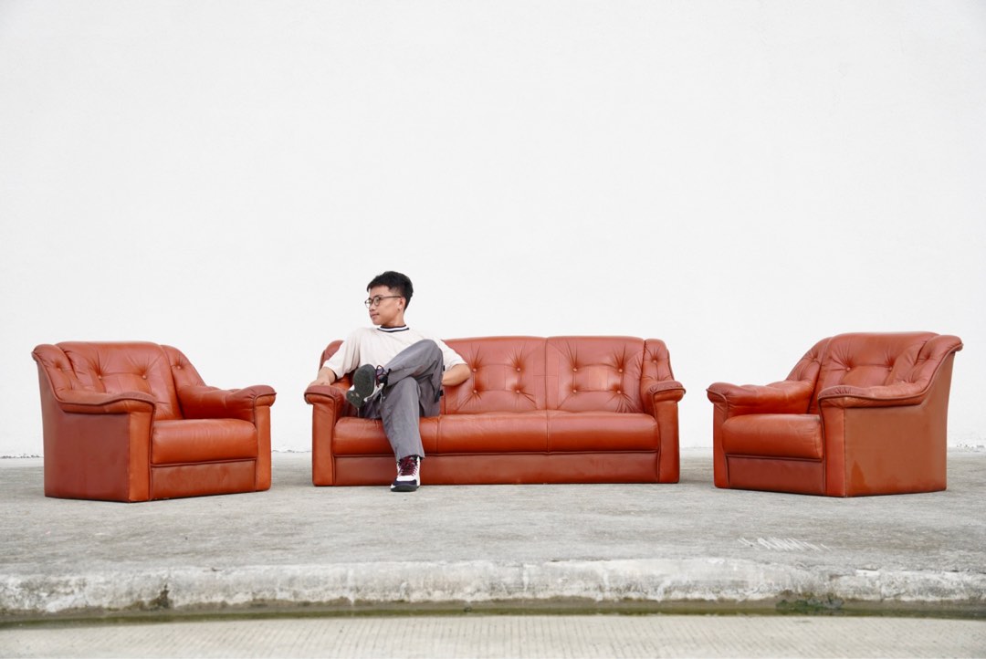 Fuji vintage leather sofa set Reddish brown, Furniture & Home Living ...