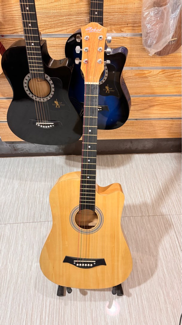 Global acoustic guitar, Hobbies & Toys, Music & Media, Musical ...
