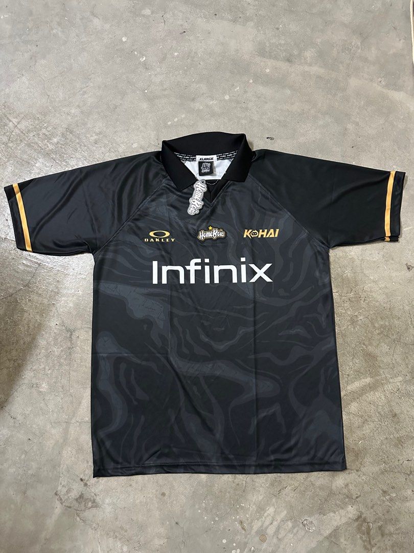 HOMEBOIS WORLD TOUR, Men's Fashion, Activewear on Carousell