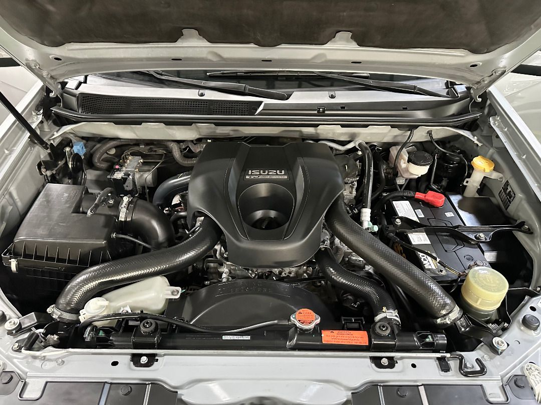 Isuzu MUX LSA 3.0l Diesel Auto, Cars for Sale, Used Cars on Carousell