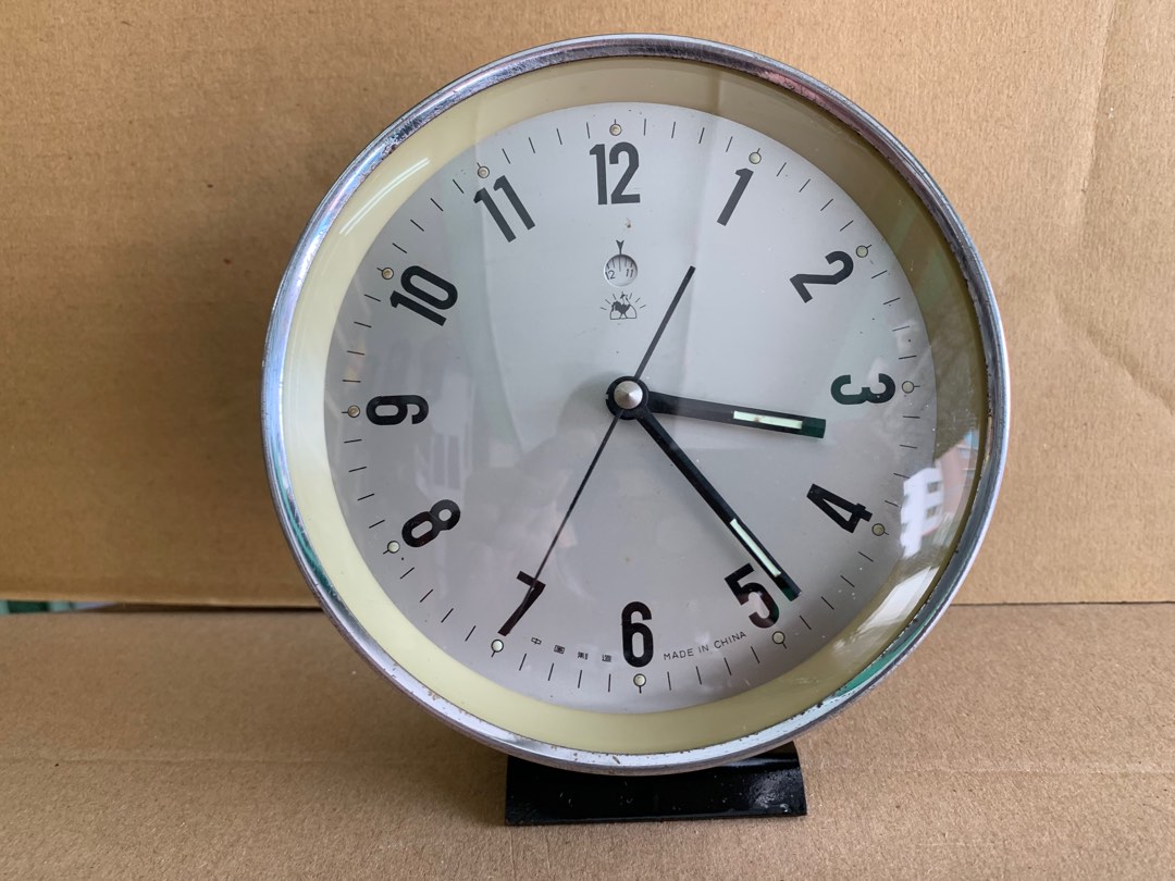 Jam Loceng Vintage, Furniture & Home Living, Home Decor, Clocks on ...