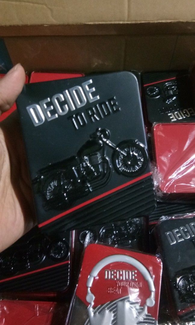 Kaleng rokok jadul NOS, Antik, Lainnya di Carousell