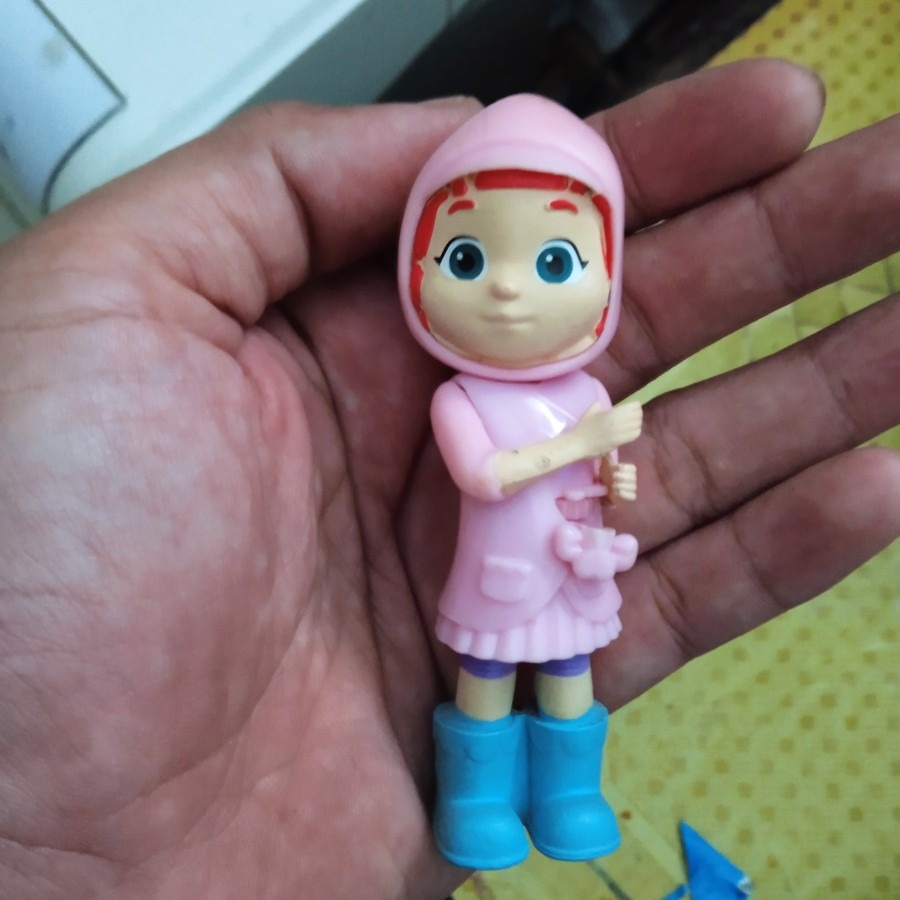 kfc toys rainbow rubby figure, Toys & Collectibles, Mainan di Carousell