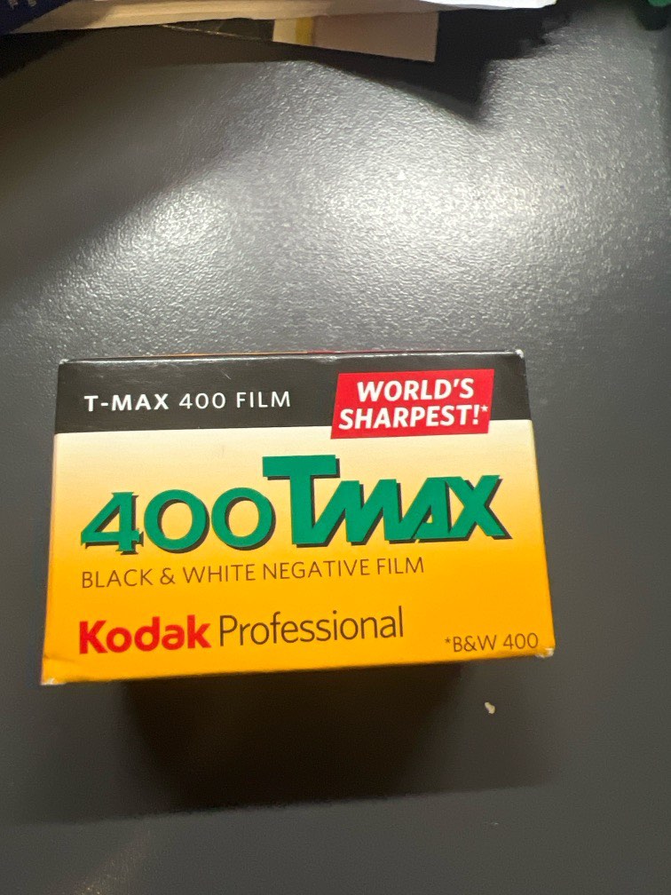Kodak t-max 400 film 菲林, 攝影器材, 相機 - Carousell