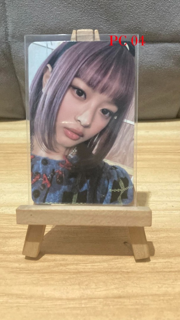 [KPOP] NEW JEANS HANNI PHOTOCARD, Hobbies & Toys, Memorabilia ...