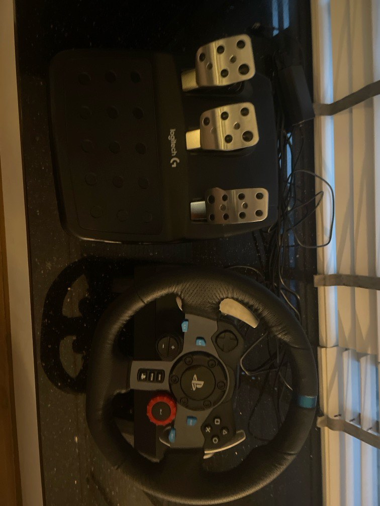 Logitech G29 Racing Wheel for PC and Play station, Video Gaming, Gaming ...