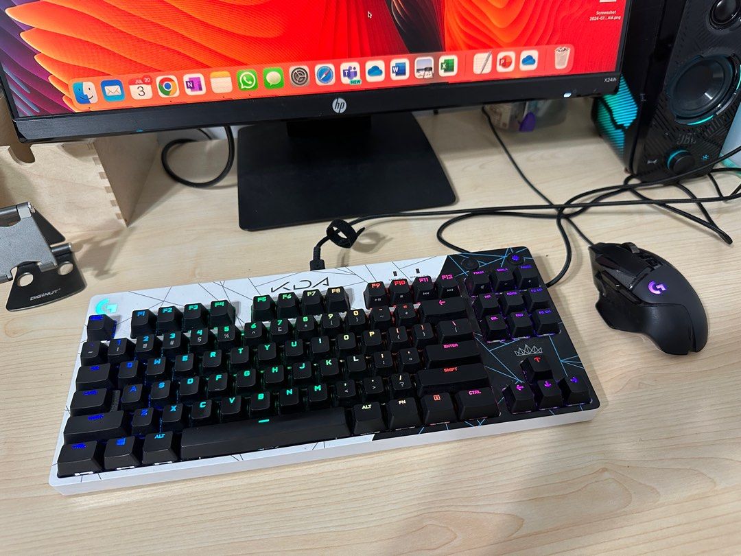 Logitech pro mechanical keyboard & G502 Hero gaming mouse set ...