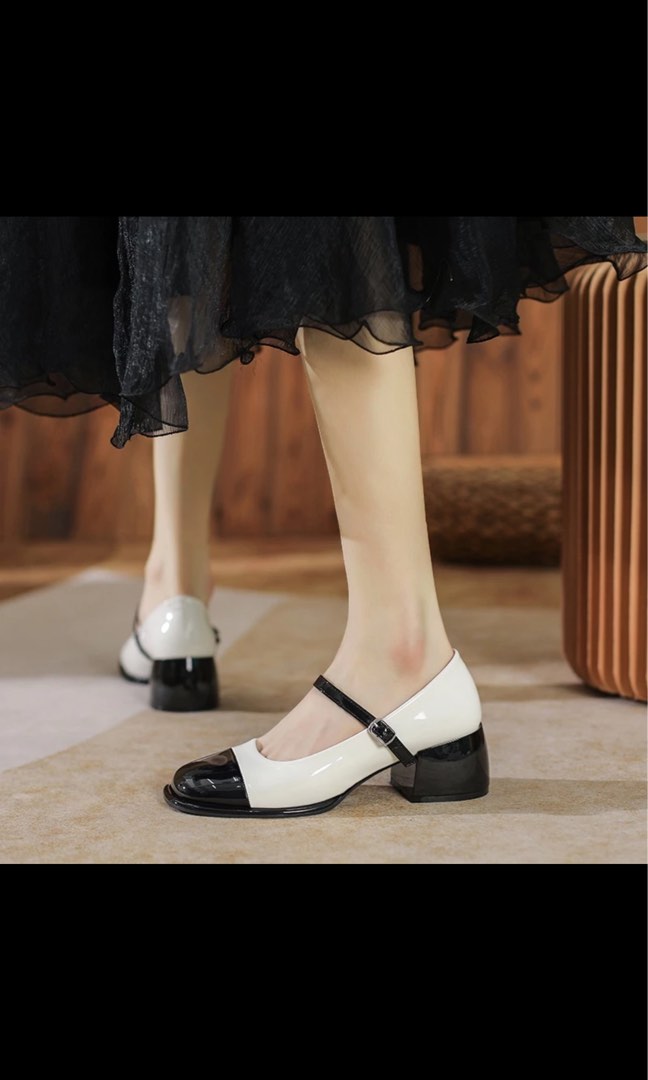Mary Jane Black and White Shiny, Women's Fashion, Footwear, Heels on ...