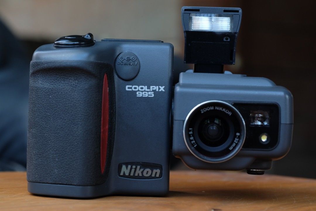 Nikon coolpix 995翻轉鏡頭 相機, 相機攝影, 相機在旋轉拍賣