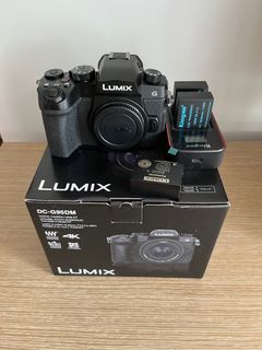 Panasonic DMC-GM5 (body) + DMW-HGR1-K (original grip), Photography, Photography Accessories ...