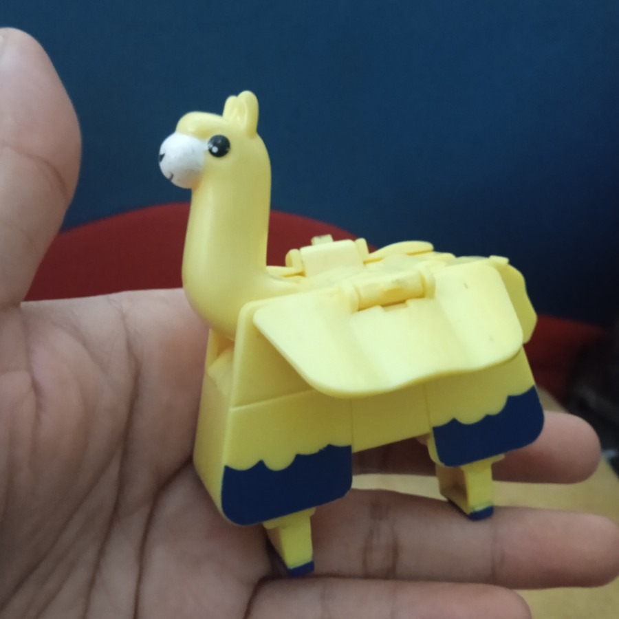 robot alfabet camel A transformer, Toys & Collectibles, Mainan di Carousell