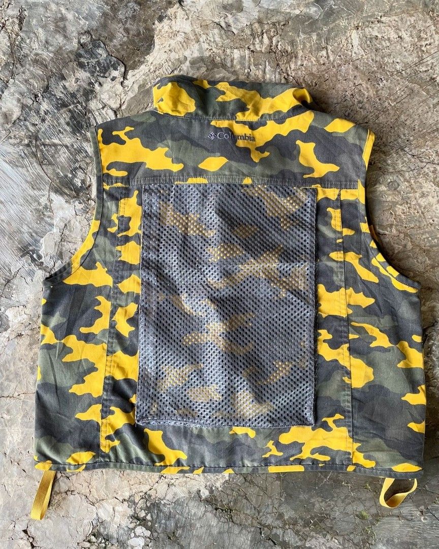 Rompi Mancing Colum Not Uniqlo Lacoste Crocodile Burberry novacheck ...