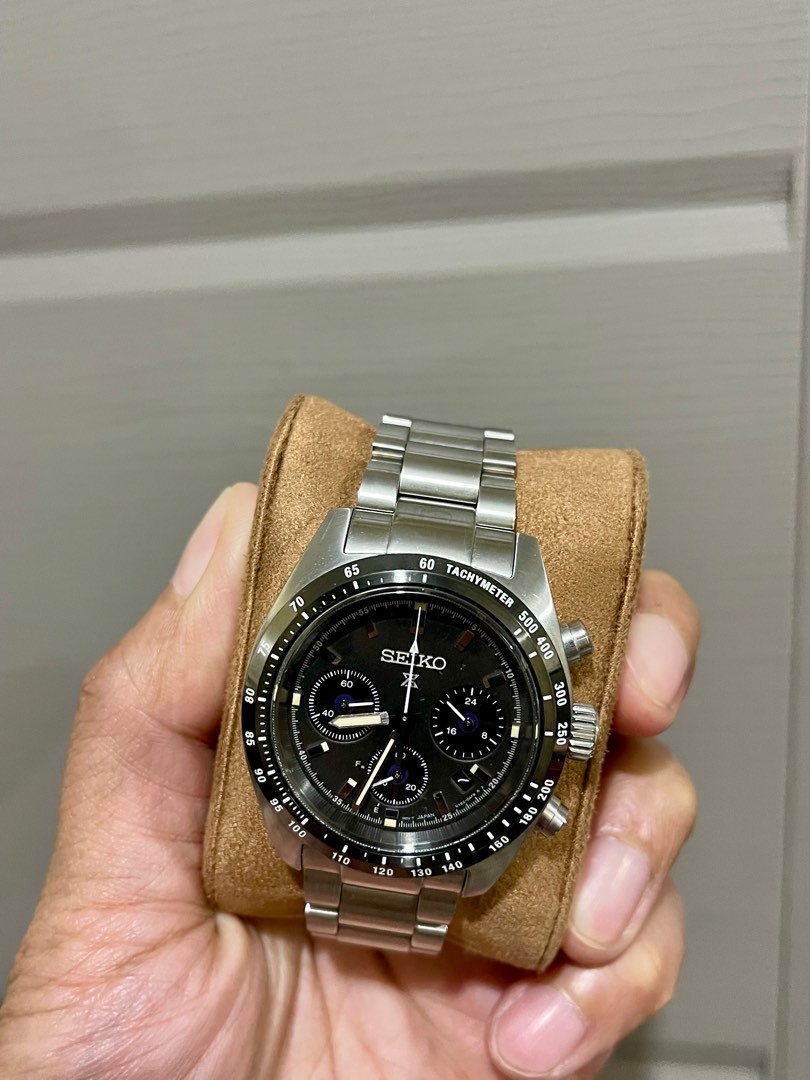 Seiko Speedtimer solar quartz chrono SSC819, Men's Fashion, Watches ...