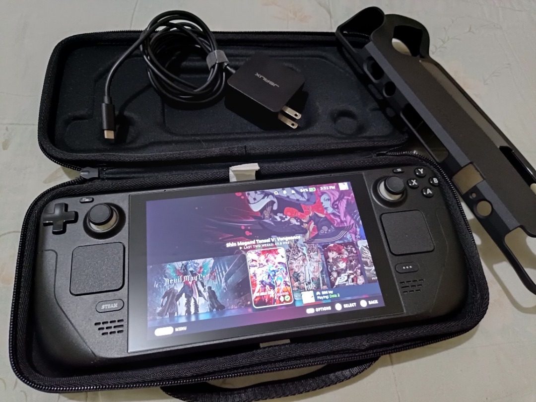 Steam Deck LCD 256GB, Computers & Tech, Laptops & Notebooks on Carousell