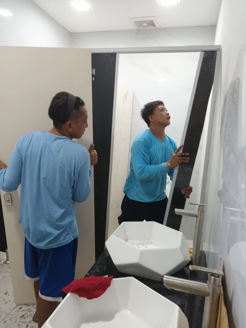 Toilet Partition PWD Phenolic Board 12 mm with Urinal & Ledge ...