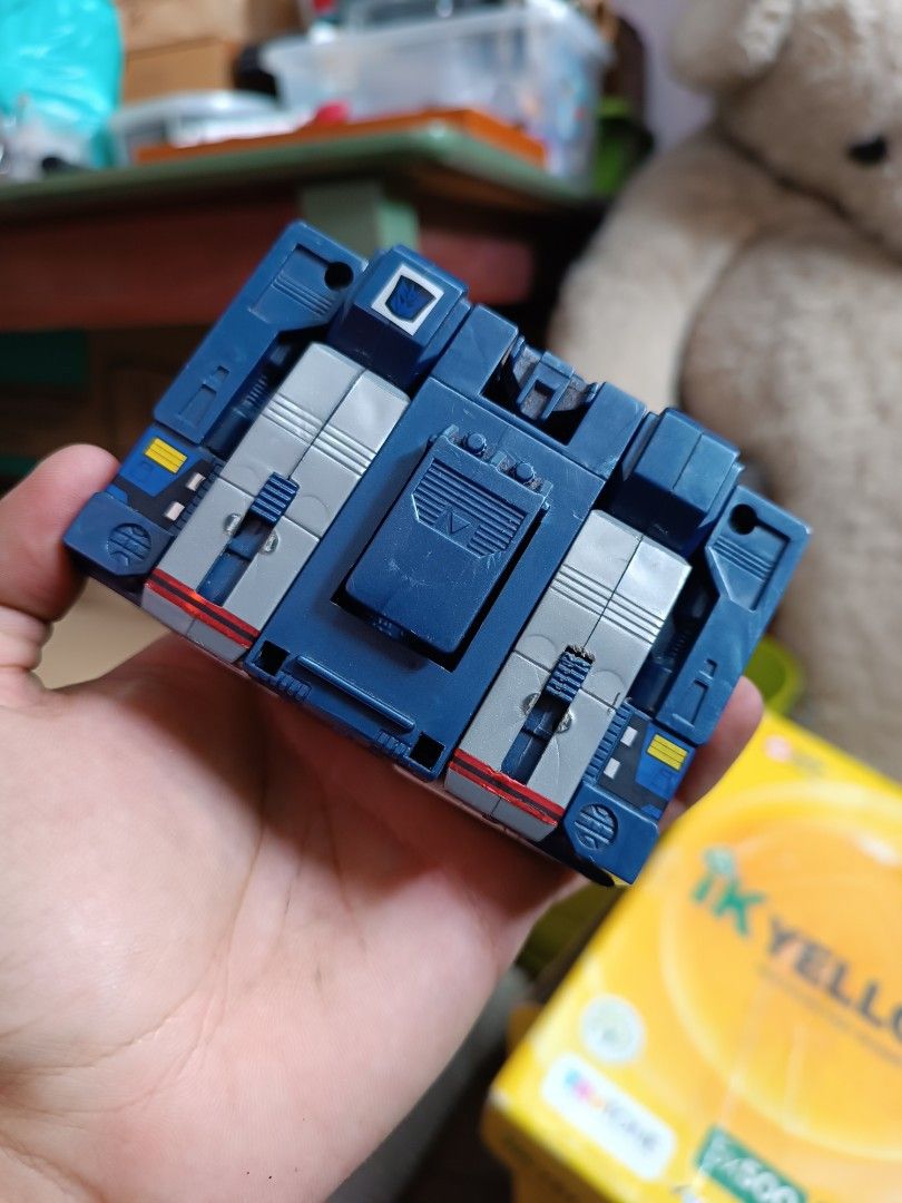 TRANSFORMERS SOUNDWAVE 1983 Hasbro original cassette player robot ...