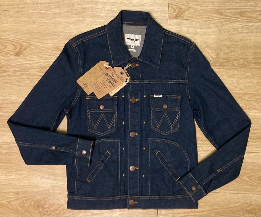 Wrangler The BROKEN TWILL DENIM JACKET (SLIM FIT), Men's Fashion, Coats ...