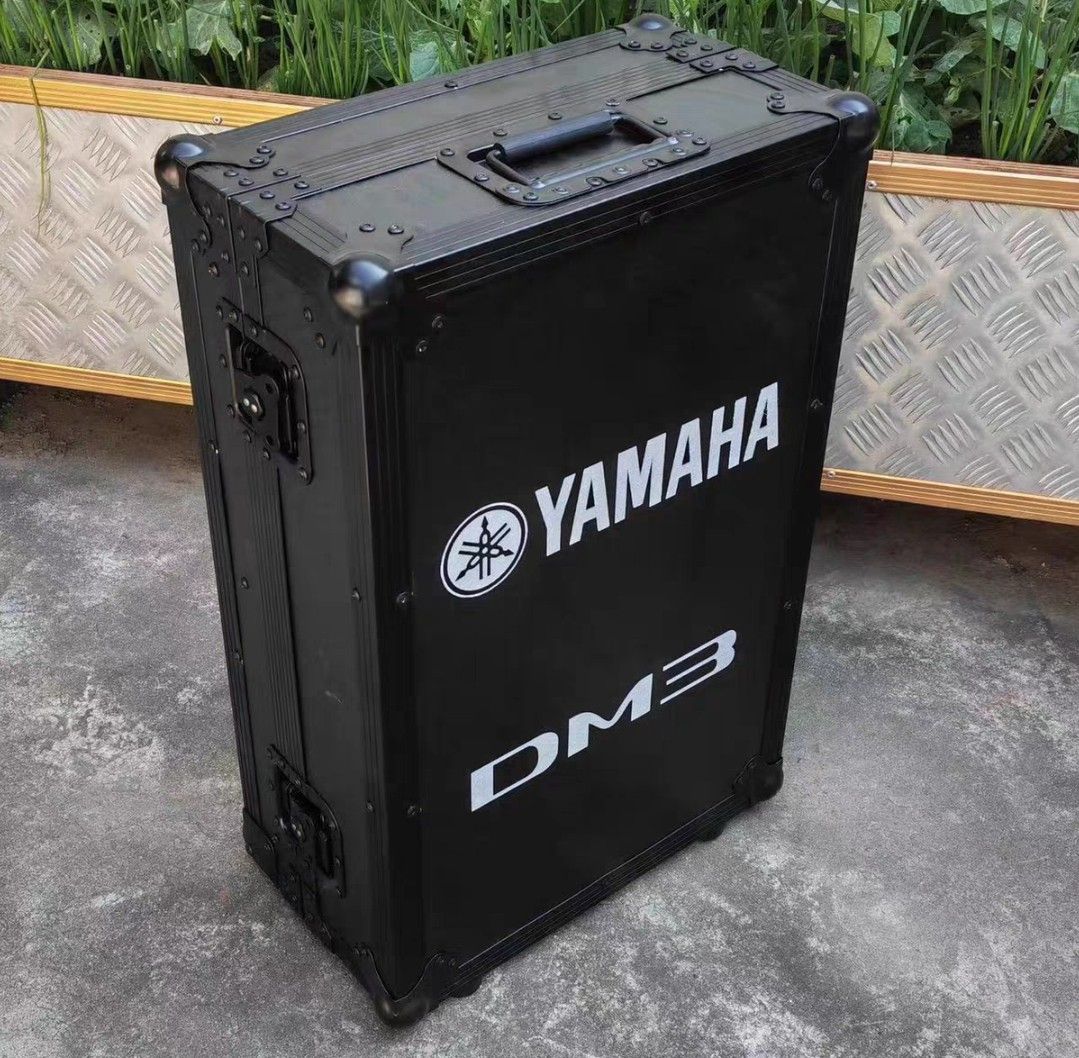 Yamaha DM3 Digital Mixer Flightcase Box, Audio, Other Audio Equipment ...