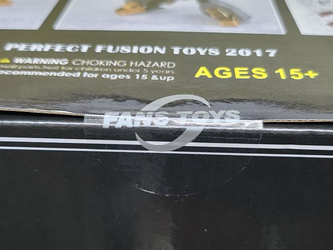 100%全新未開封 現貨 //附設LED燈效武器//CARTOON/G1 TOYS ACCURATE可更換PARTS// FANS TOYS ...