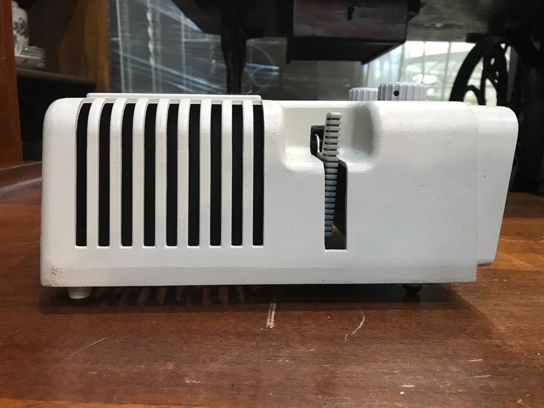 Antique/Vintage Projector, Everything Else, Others on Carousell