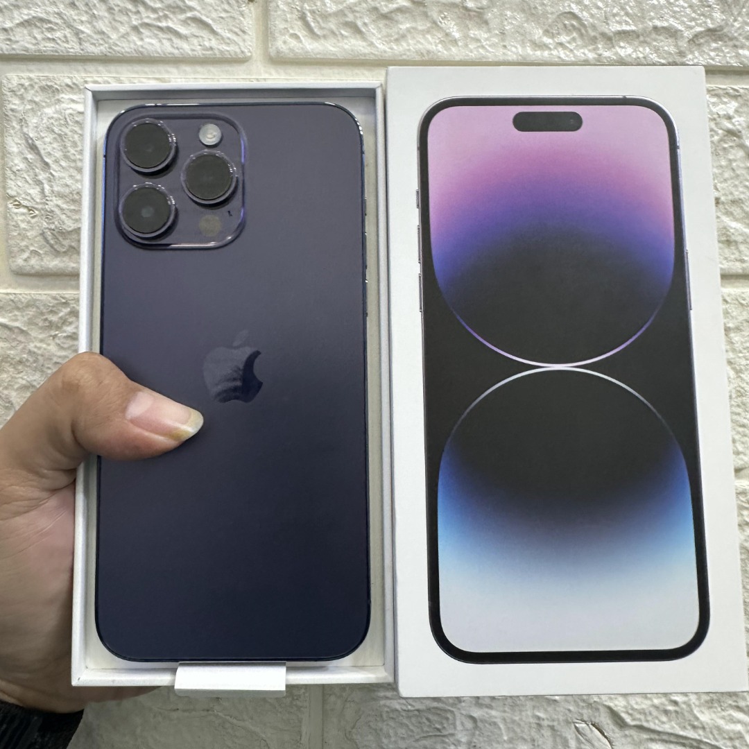 Dicari cpt iphone 14 15 13 pro biasa atau promax eks ibox atau inter ...