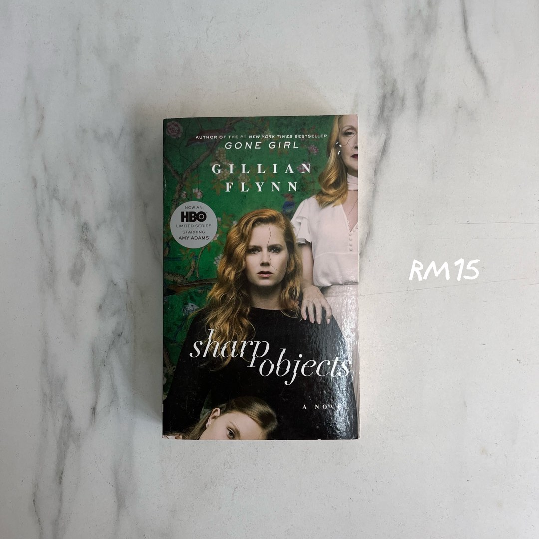 English Fiction Book - Sharp Objects by Gillian Flynn, Hobbies & Toys, Books & Magazines ...