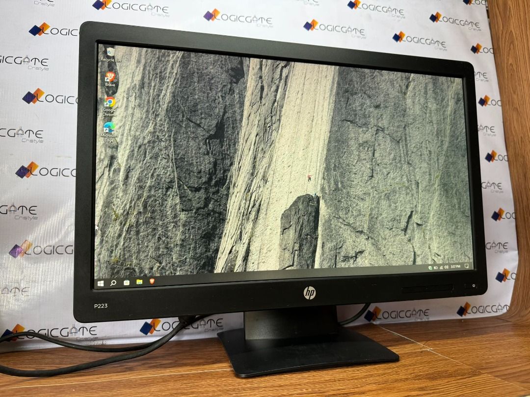 HP '22 Wide LED Model P223 1920x1080 Monitor, Computers & Tech, Parts & Accessories, Monitor ...