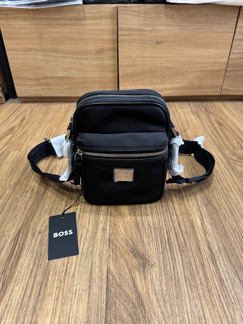 hugo boss reporter bag in recycled with metcalic logo bag, Fesyen Pria ...