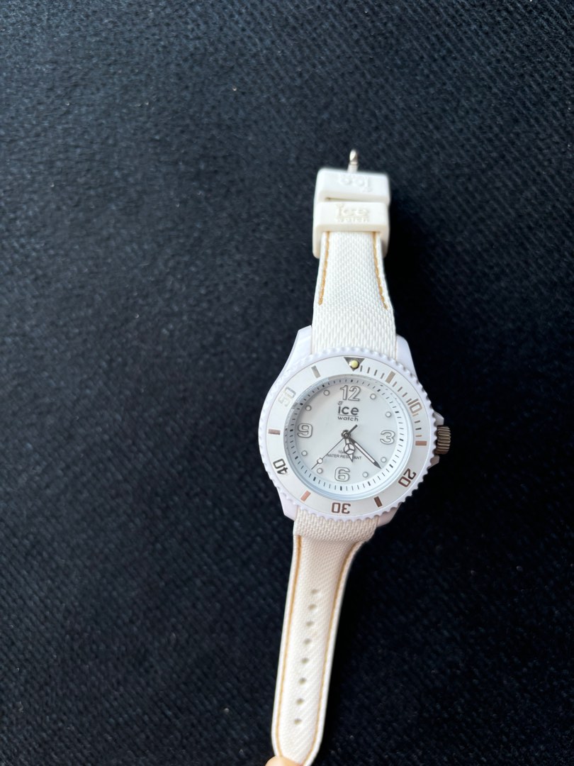 Ice watch white color, Women's Fashion, Watches & Accessories, Watches ...