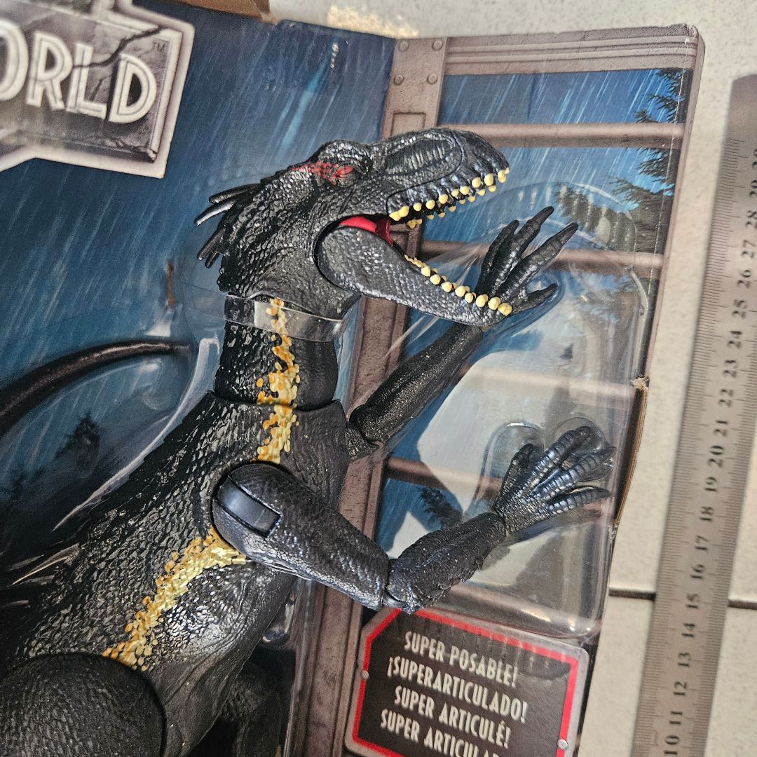 Jurassic World Indoraptor Super Poseable Fallen Kingdom Jurassic Park ...