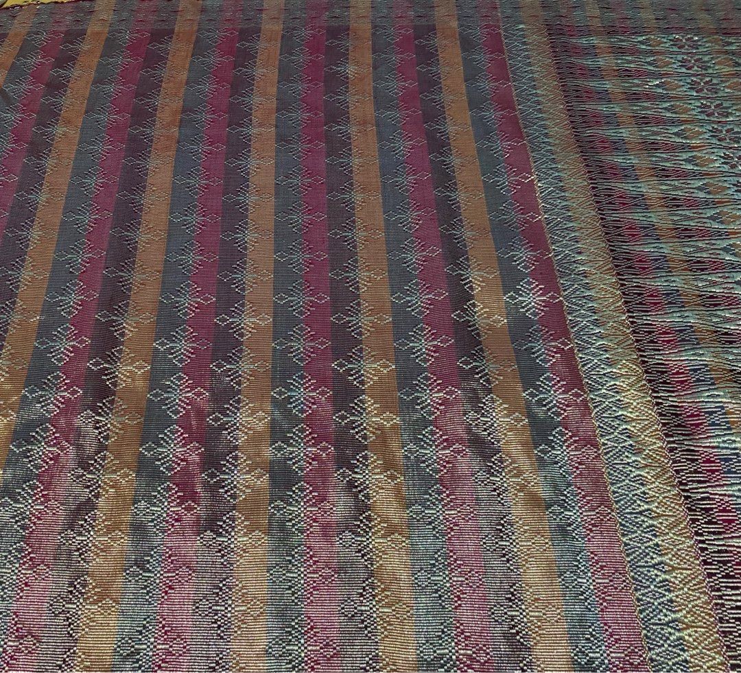 Kain Songket & Selendang Tenun Minang Pandai Sikek - Benang Emas, Fesyen Wanita, Pakaian Wanita ...